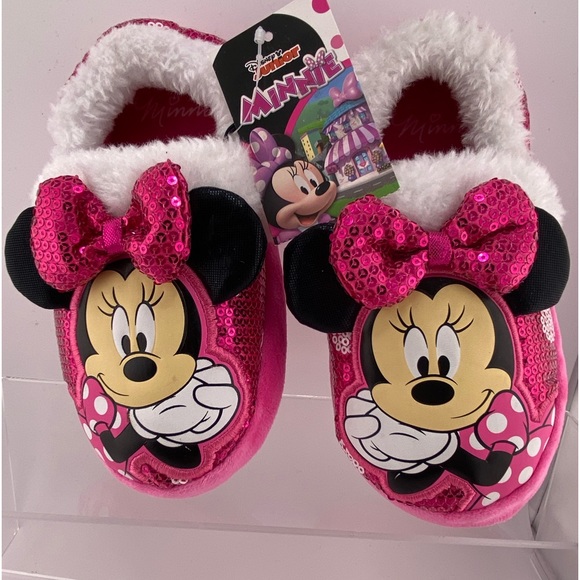 Disney | Shoes | Minnie Mouse Adorable Slippers Nwt Toddler 112 | Poshmark